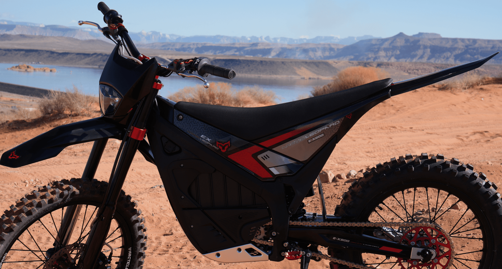EX 800 – Arctic Leopard USA