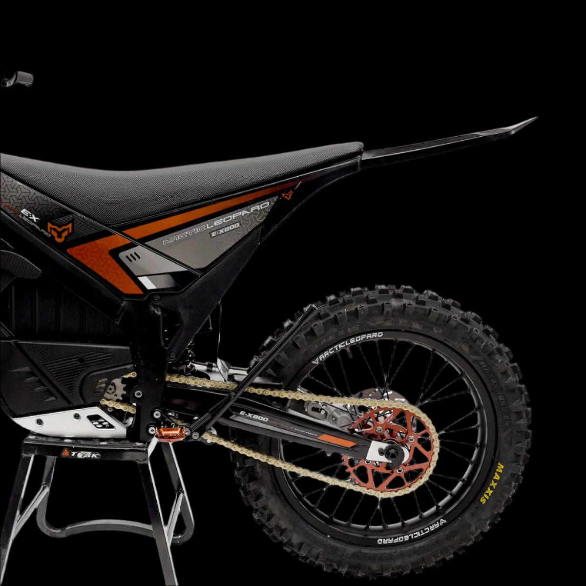 EX 800 – Arctic Leopard USA